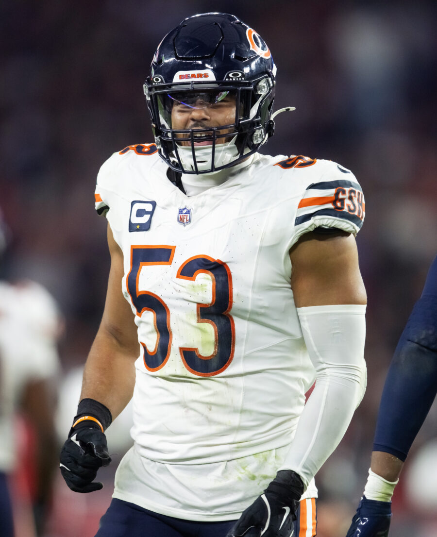 Bears Extend LB T.J. Edwards