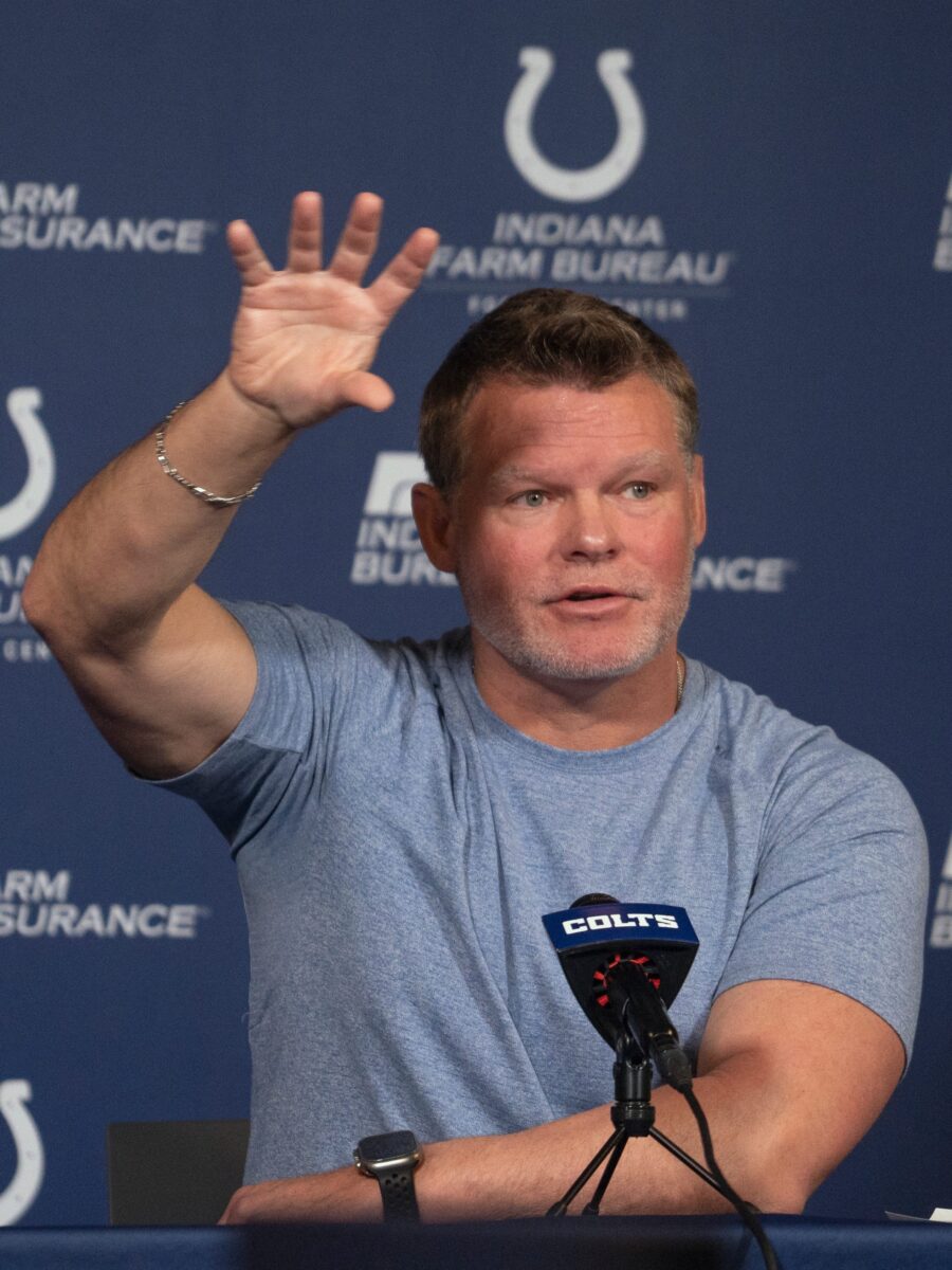 Colts Sign Fourth-Rounders Jalen Farmer, Bryce Boettcher