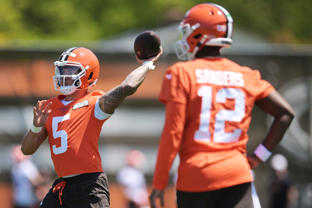 Browns QB Dillon Gabriel Signs Rookie Deal