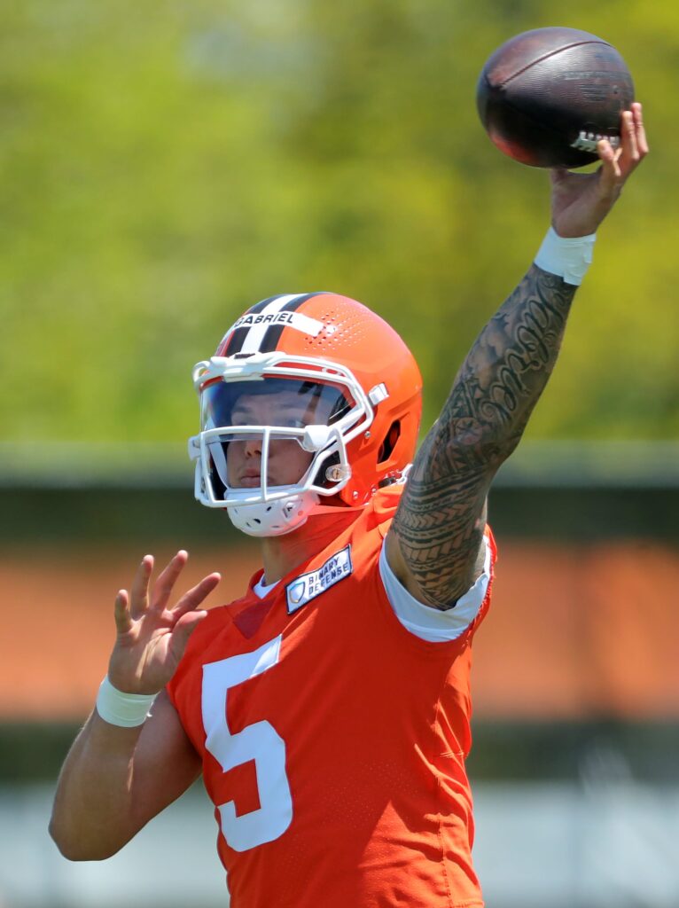 Browns QB Dillon Gabriel Signs Rookie Deal