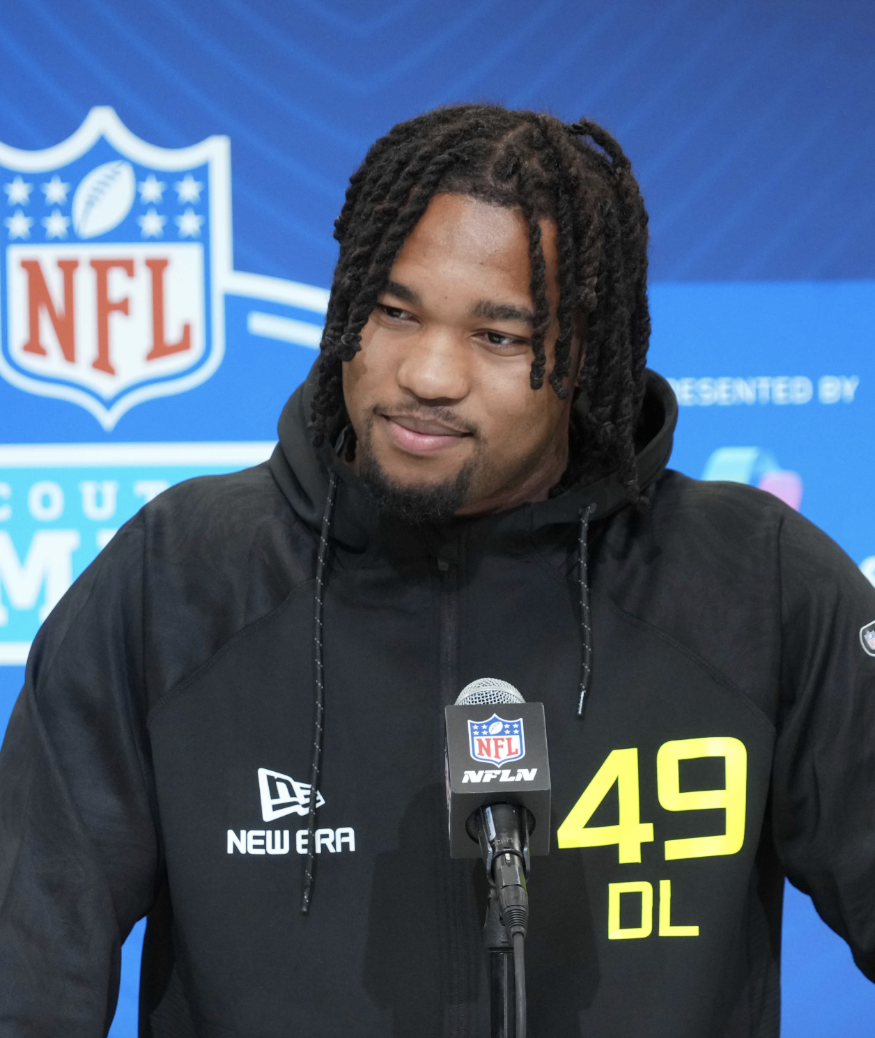 Ravens Sign Second-Round OLB Mike Green, Complete Rookie Deals