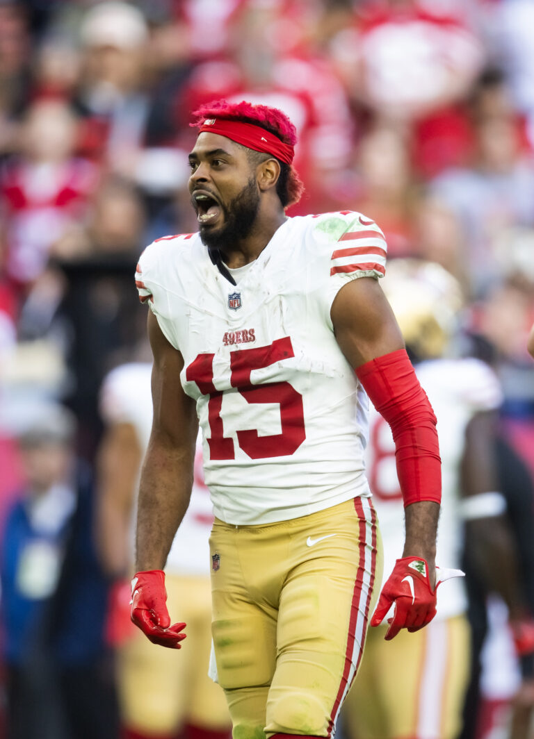 49ers WR Jauan Jennings Playing With Broken Ribs