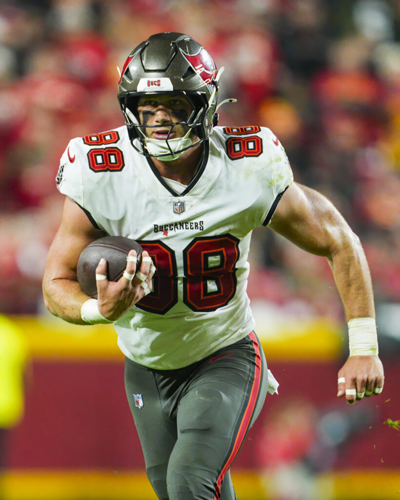 TE Cade Otton Would Stay In Tampa Long-Term If Offered