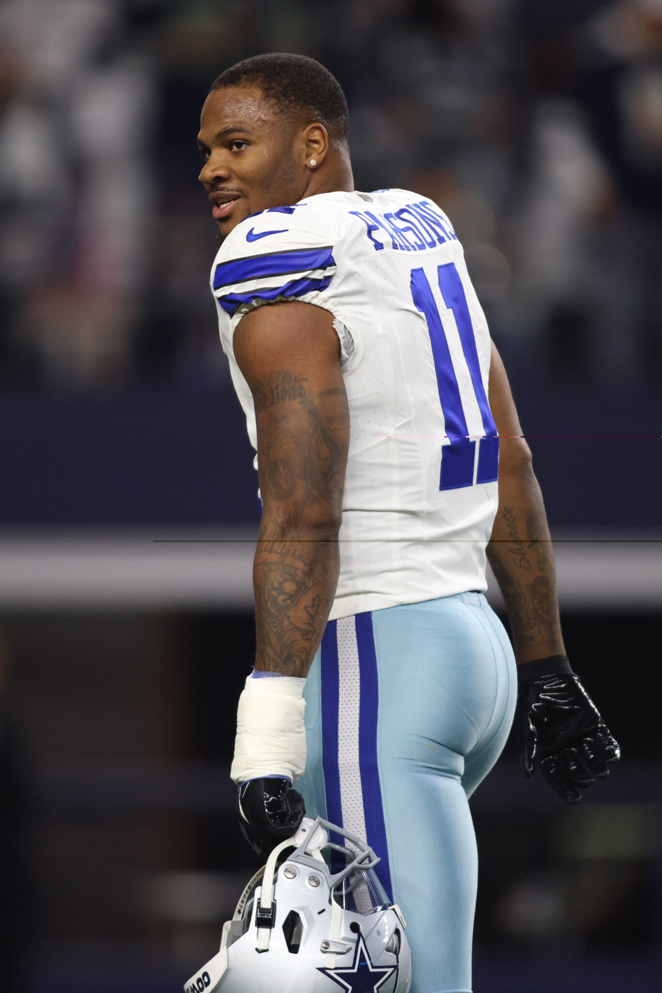 Micah Parsons Requests Trade From Cowboys