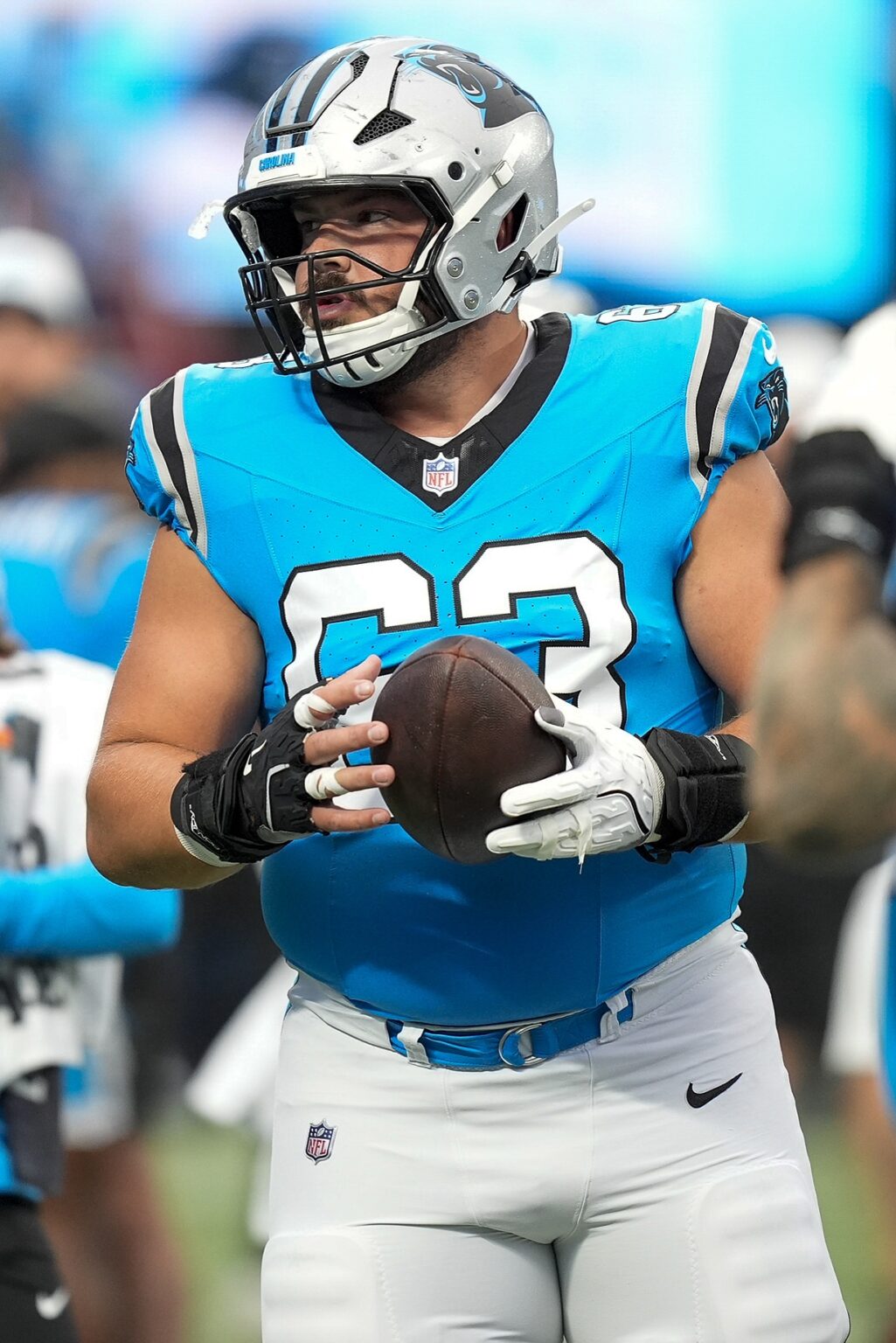 Panthers To Re-Evaluate OL Robert Hunt, Moving Austin Corbett Back To Guard