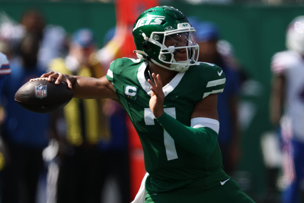 Aaron Glenn: Justin Fields To Remain Jets' Starter Upon Return