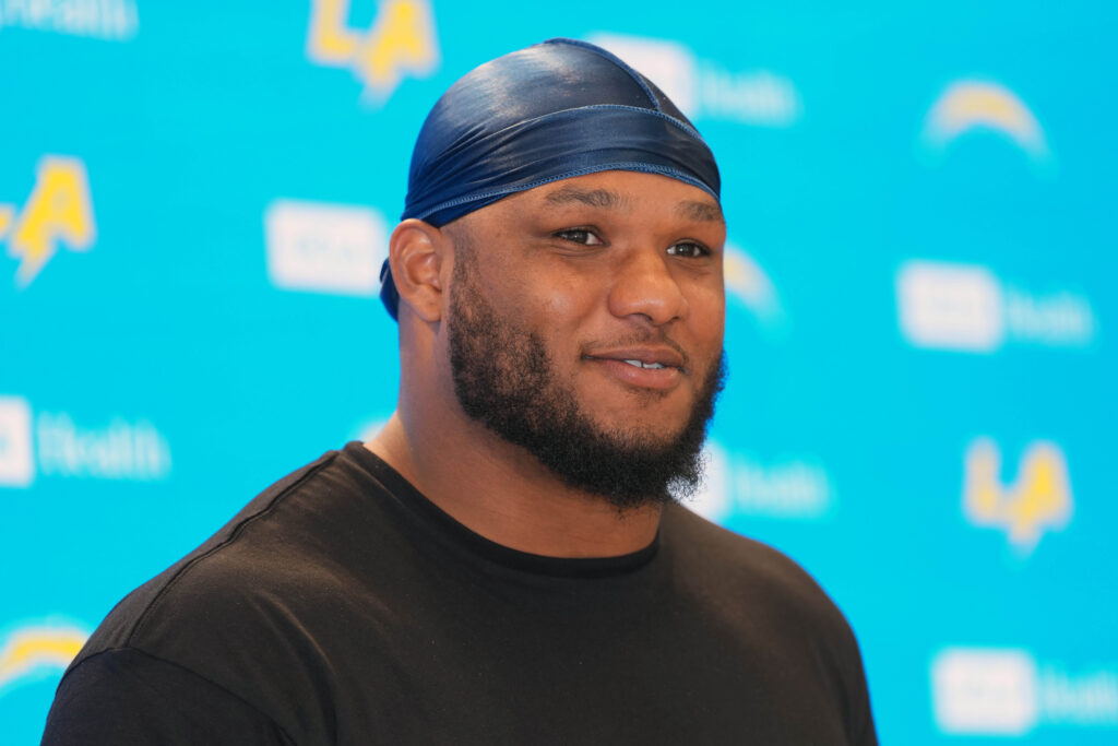 Chargers Place DT Da'Shawn Hand On IR