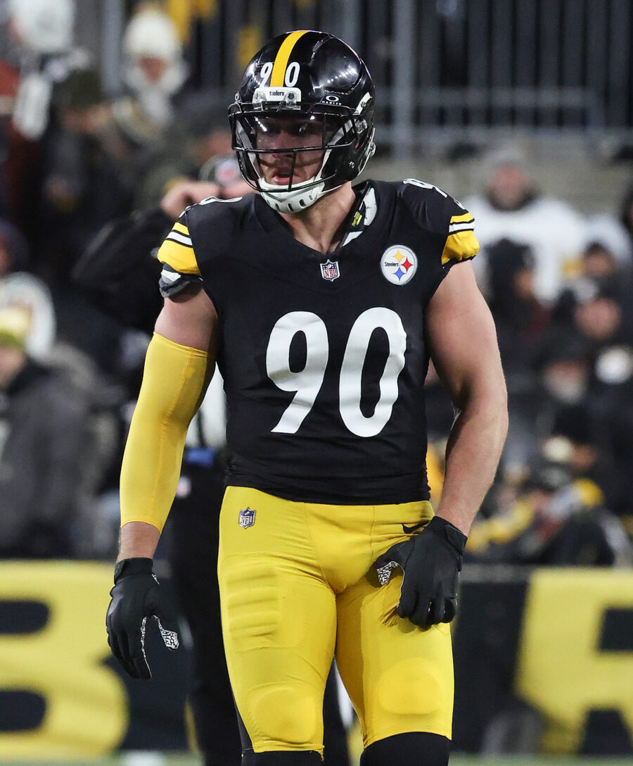 Steelers' T.J. Watt Undergoes Surgery On Partially Collapsed Lung