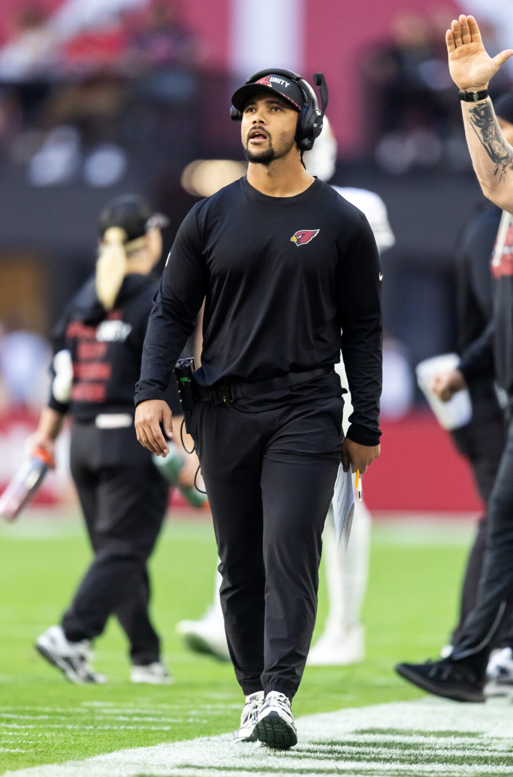 Bills To Rehire Bobby April III, John Egorugwu; Team Adds Drew Terrell ...
