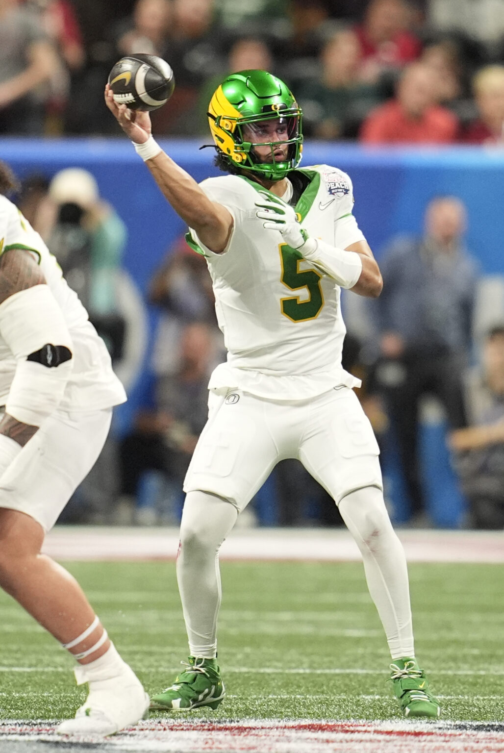 Oregon QB Dante Moore Will Not Enter 2026 NFL Draft