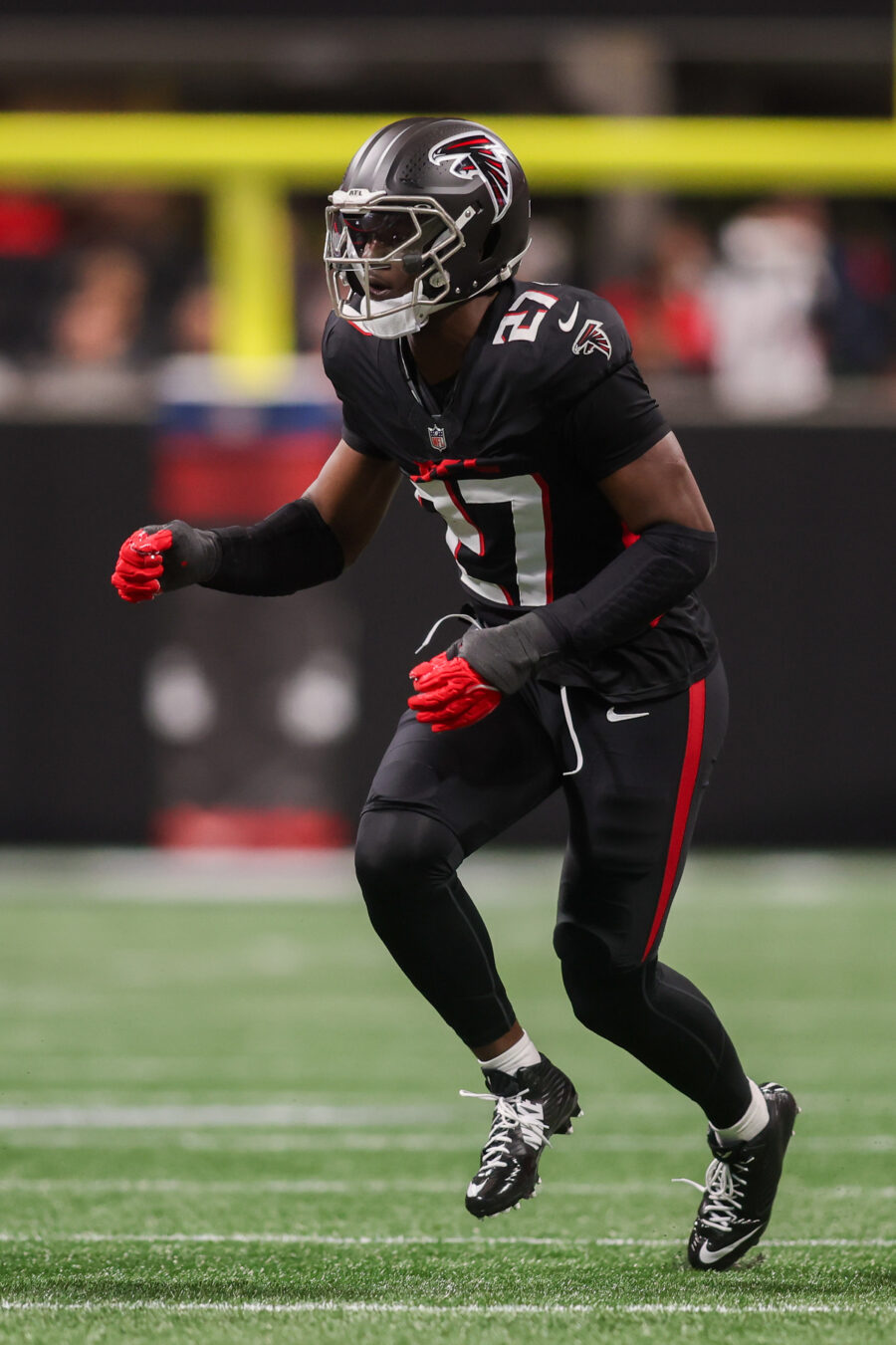 Falcons OLB James Pearce Jr. Now Faces Three Felony Charges
