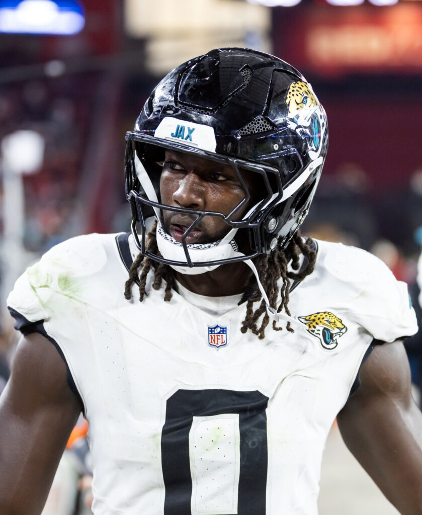 Cowboys Pursued LB Devin Lloyd
