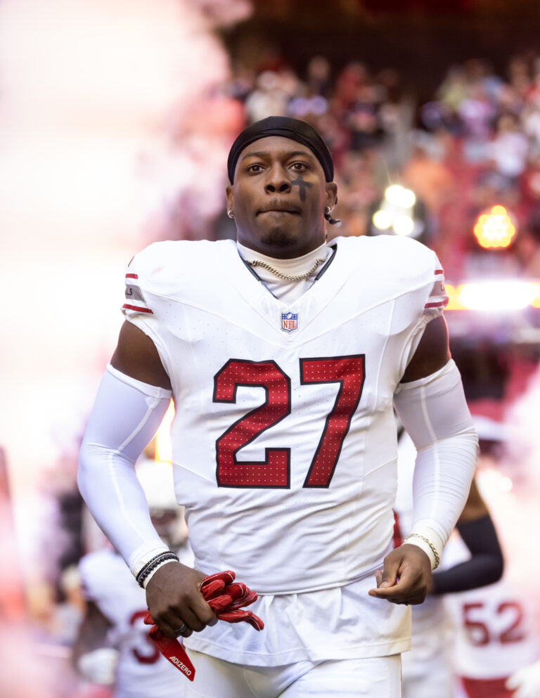 Akeem Davis-Gaither - Pro Football Rumors