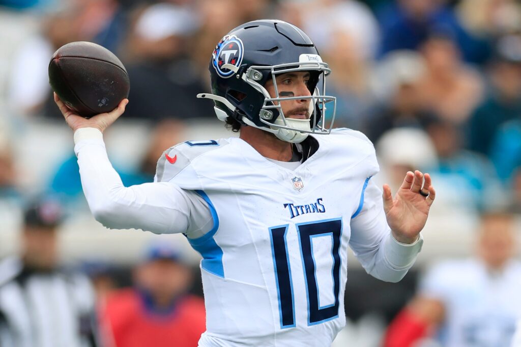 Giants Sign QB Brandon Allen