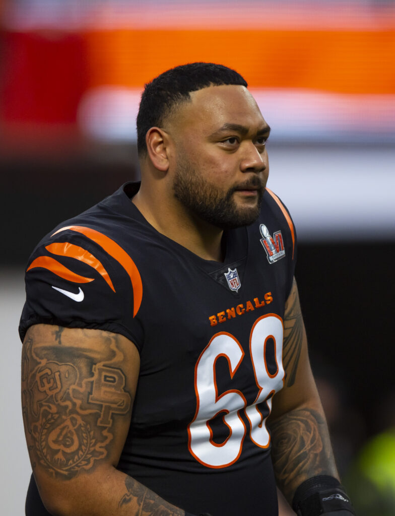 Giants Sign DT Josh Tupou