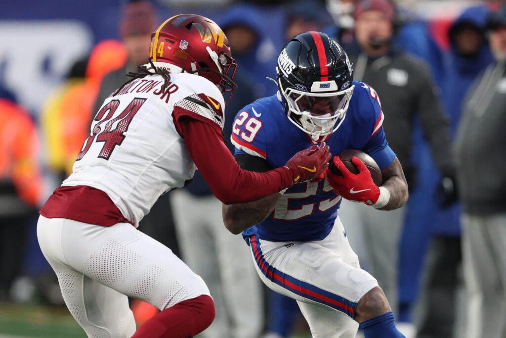 Commanders Re-Sign Antonio Hamilton