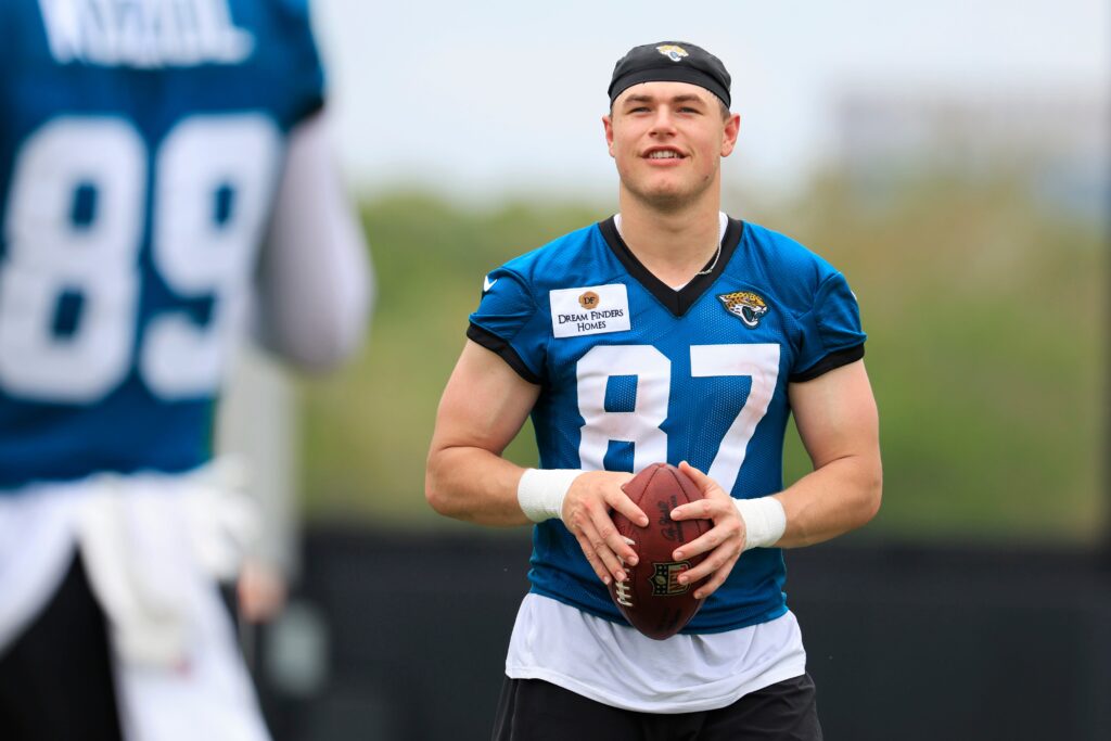 Jaguars Sign TE Nate Boerkircher, Complete Rookie Class Signings
