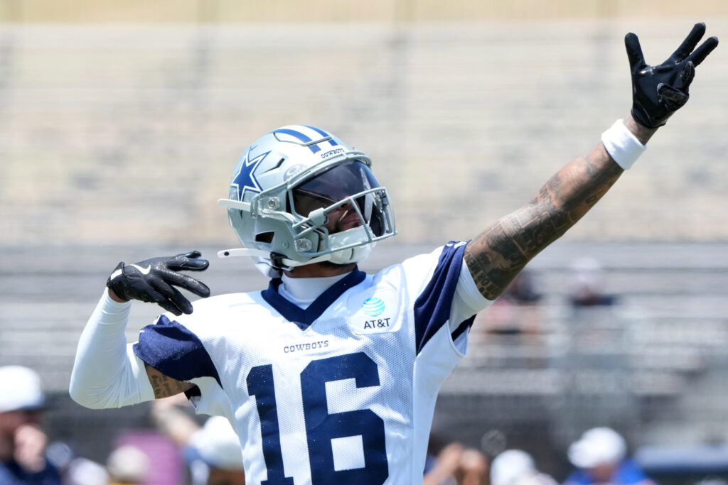 UFL Stars Audition for NFL Teams: Players Strive for Opportunities ...